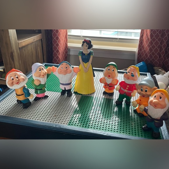 Disney | Toys | Vintage Disney Snow White And The 7 Dwarfs Complete Set ...